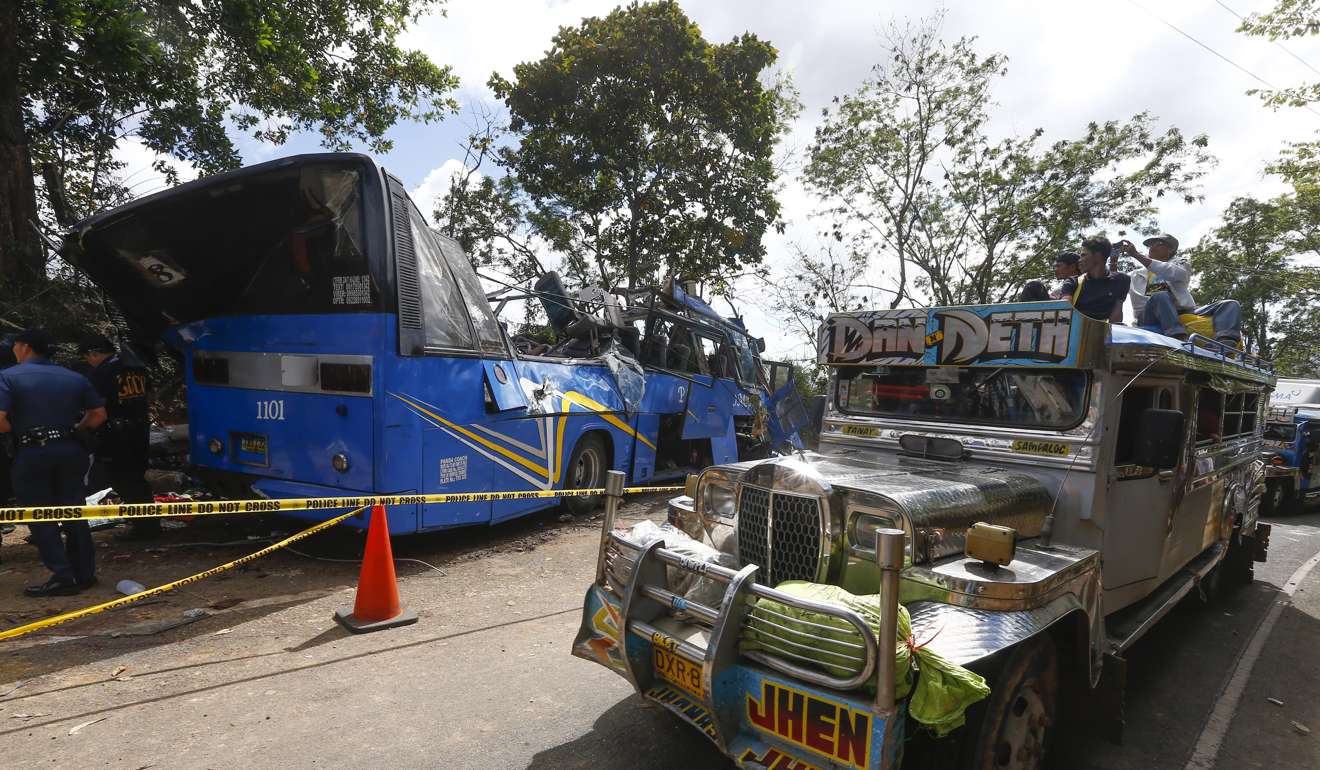 At least 14 killed after bus carrying students on camping trip crashes ...