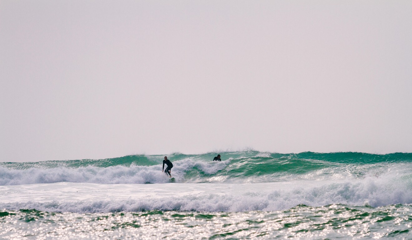 Beginner surfing hotspots: six perfect locations to catch your first ...