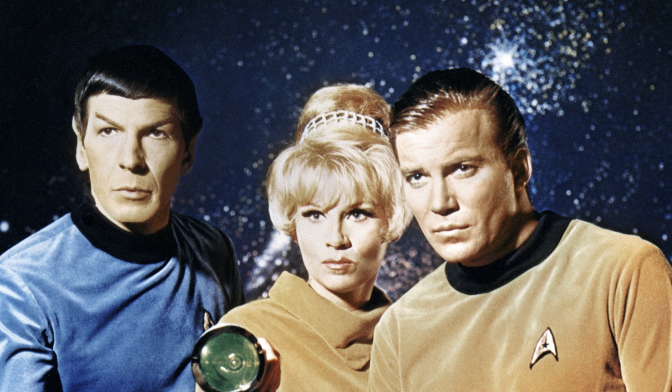 It’s Shatner Claus! Star Trek actor boldly goes into another strange ...