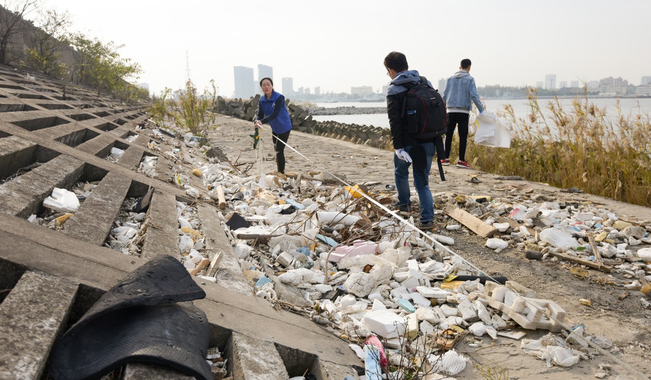 The eco-fighter tackling the scourge of rubbish on China’s beaches ...
