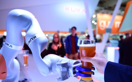 Chinese scientists develop shape-shifting robot inspired by T-1000 from ...