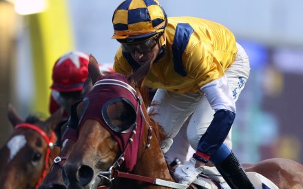 Douglas Whyte given a hero’s farewell after final Happy Valley ride ...