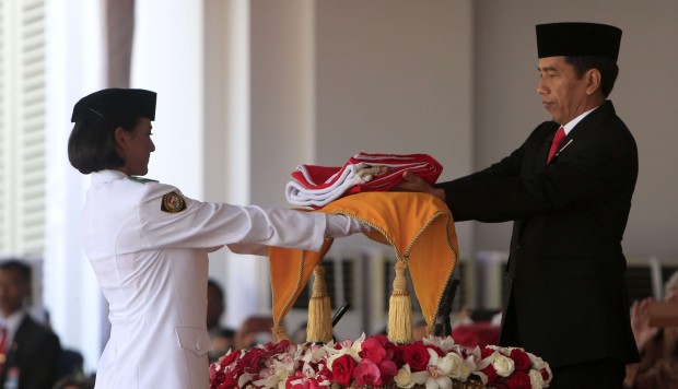 Indonesia's original national flag paraded for the first time in ...