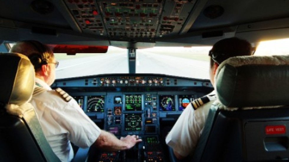 Number of pilots for Hong Kong's Cathay Pacific reporting flying with ...