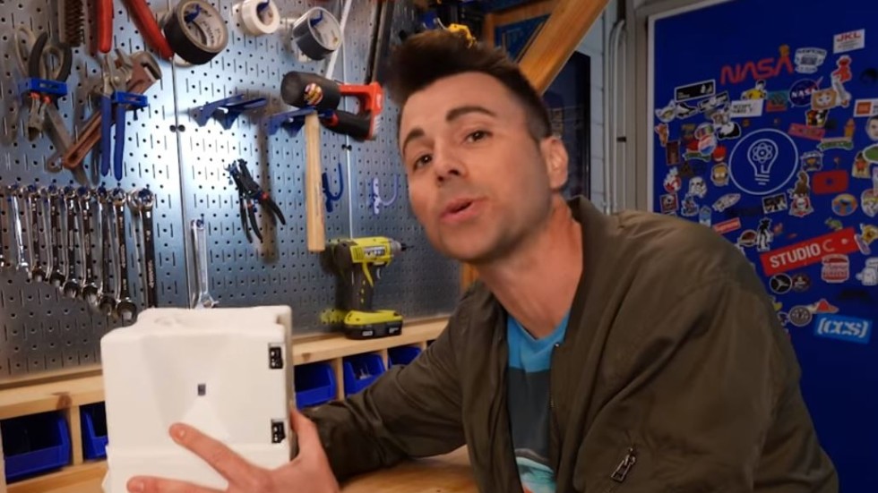Watch: Ex-Nasa engineer Mark Rober’s glitter bomb revenge on parcel ...