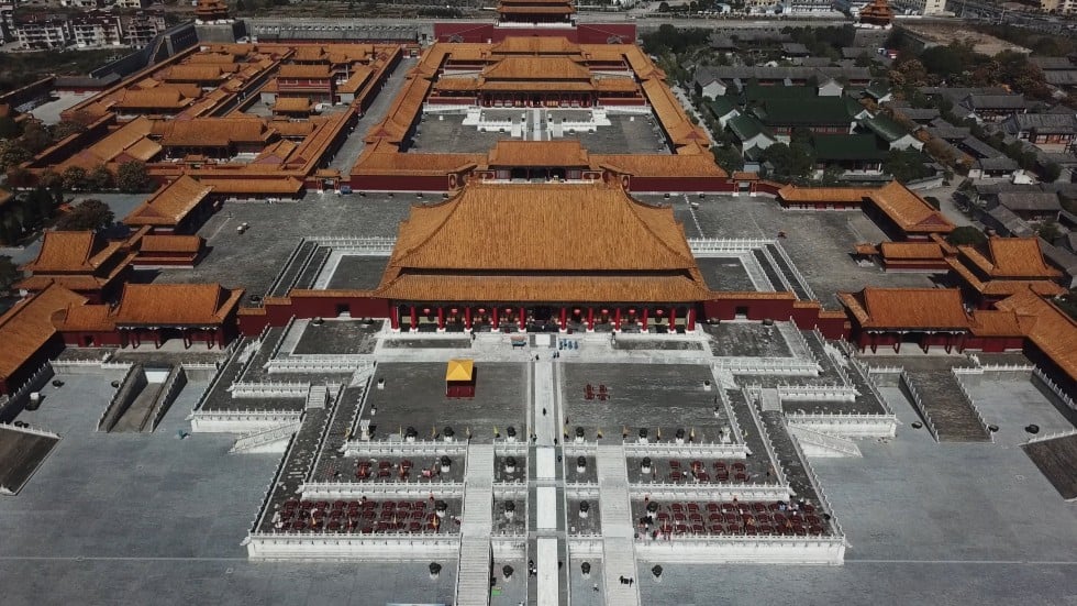 Hard times at China’s famous film studios, but a bit-part actor still ...